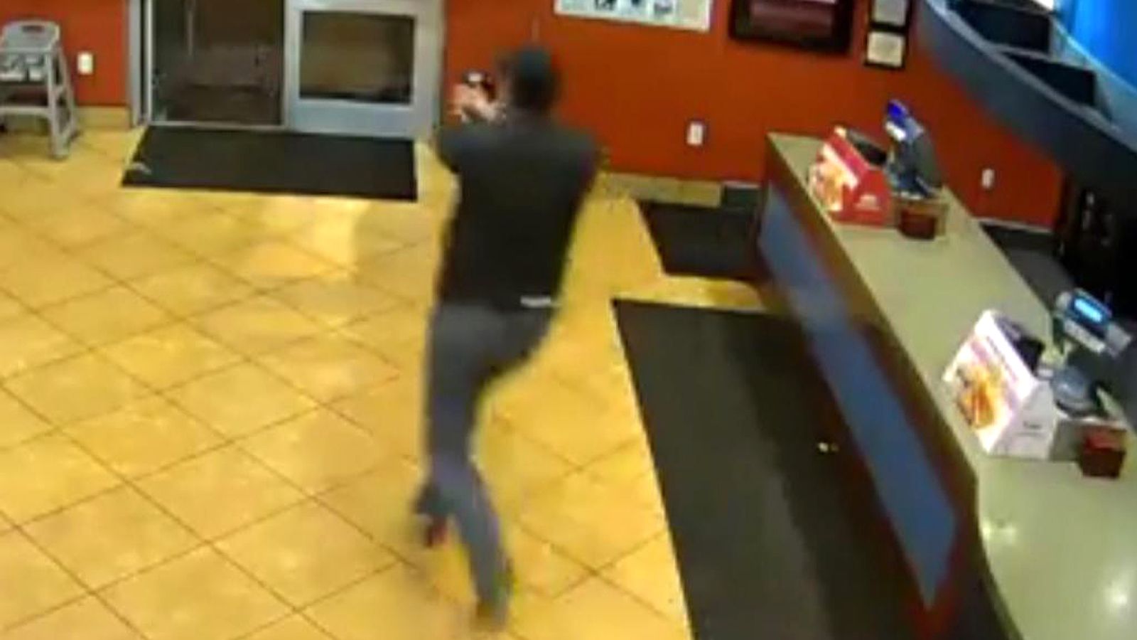 Married Off Duty Police Officers Stop Robbery While On Date Night Us