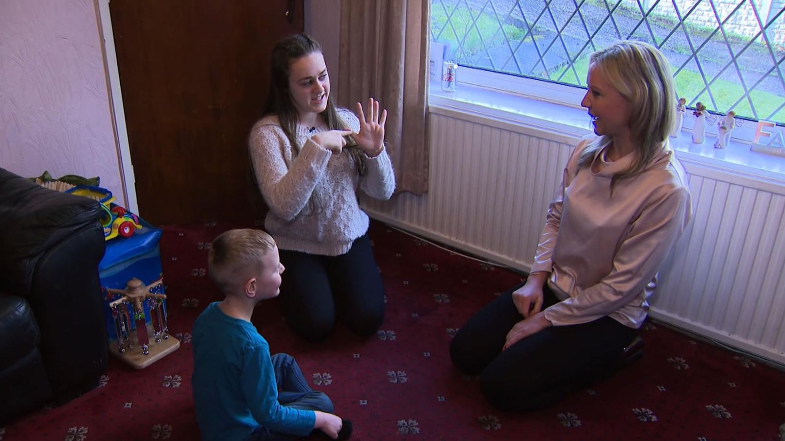 Call for all schools to teach sign language 'to make world more ...