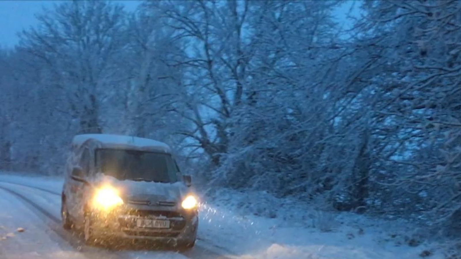 UK weather: Treacherous conditions on roads as snow arrives | UK News ...