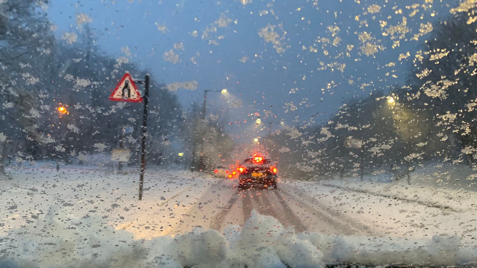 UK weather: Treacherous conditions on roads as snow arrives | UK News ...