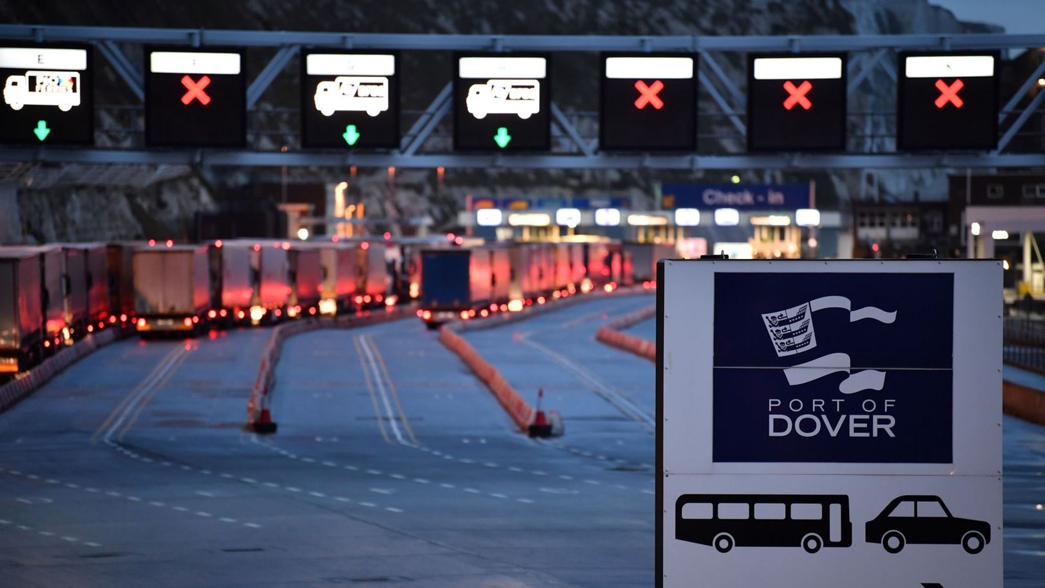 Brexit: 'Pointless' Kent Access Permits a 'tick box exercise', industry ...