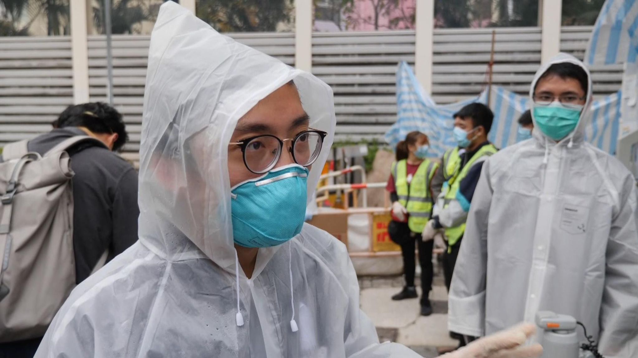 Coronavirus: Hong Kong vigilantes carry out tests on people arriving ...