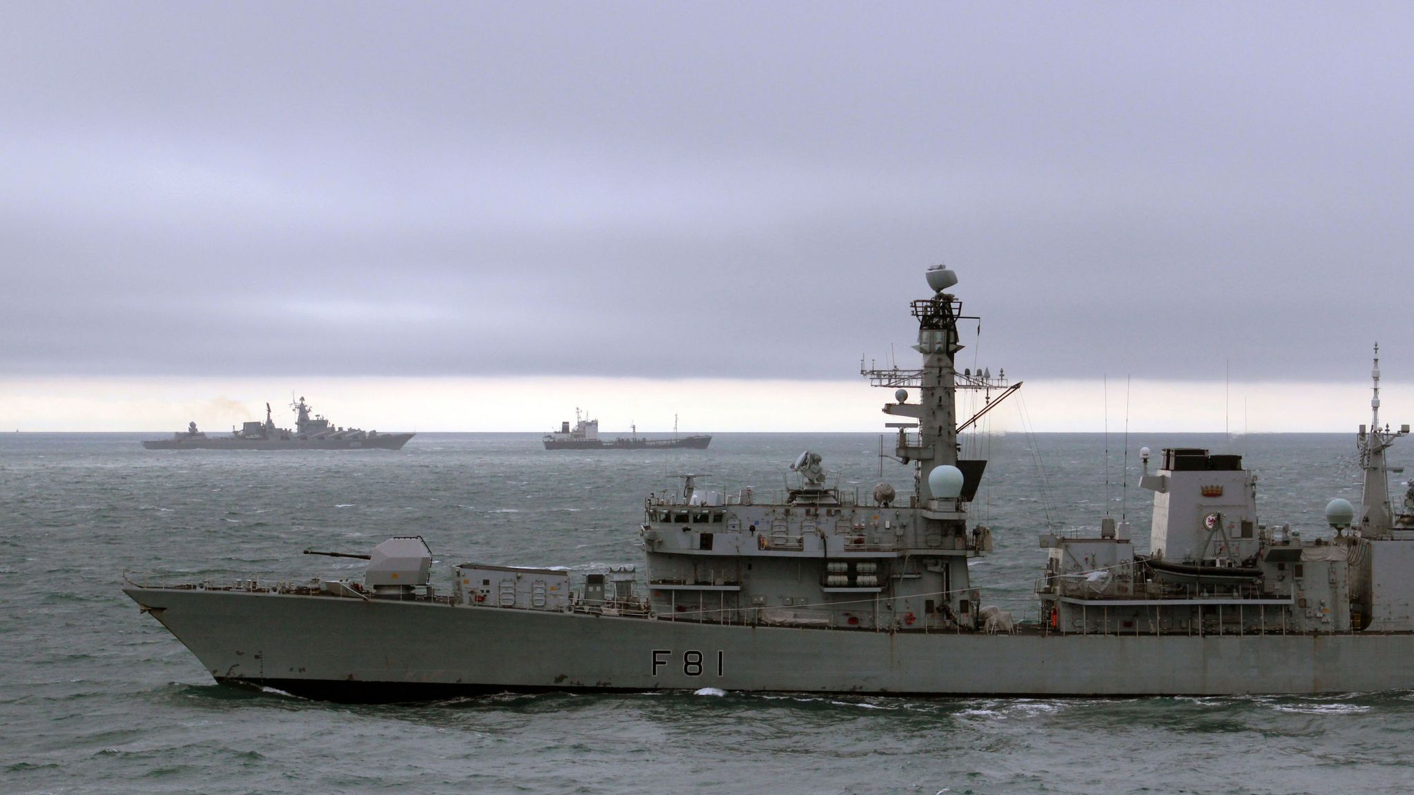 Royal Navy escorts Russian warships through English Channel | UK News ...