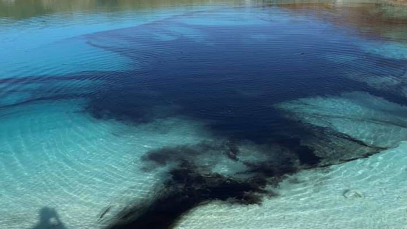 Coronavirus: Derbyshire police dye Buxton 'Blue Lagoon' black to deter ...