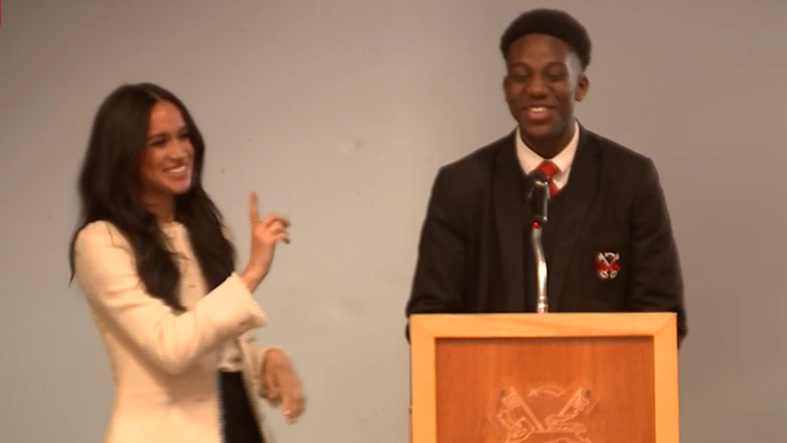 Meghan: 'She really is beautiful, innit' - Head boy kisses Meghan | UK ...