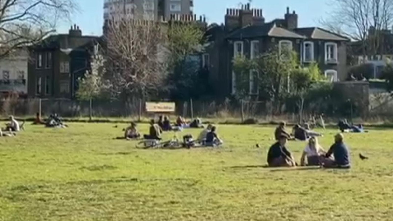 Coronavirus: Are people ignoring social distancing advice? | UK News ...