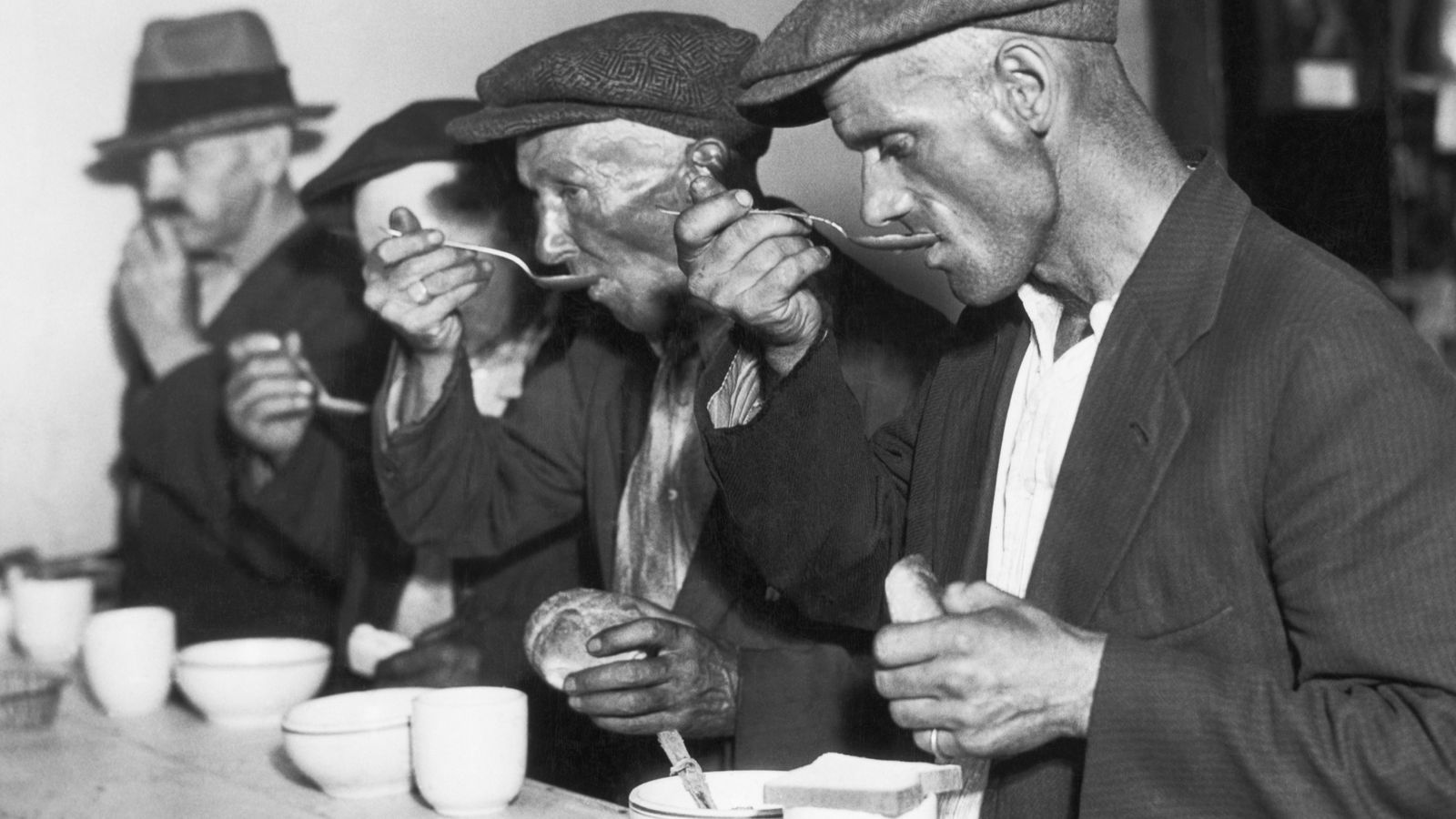 Coronavirus: WTO warns of trade slump on a scale not seen since 1930s ...