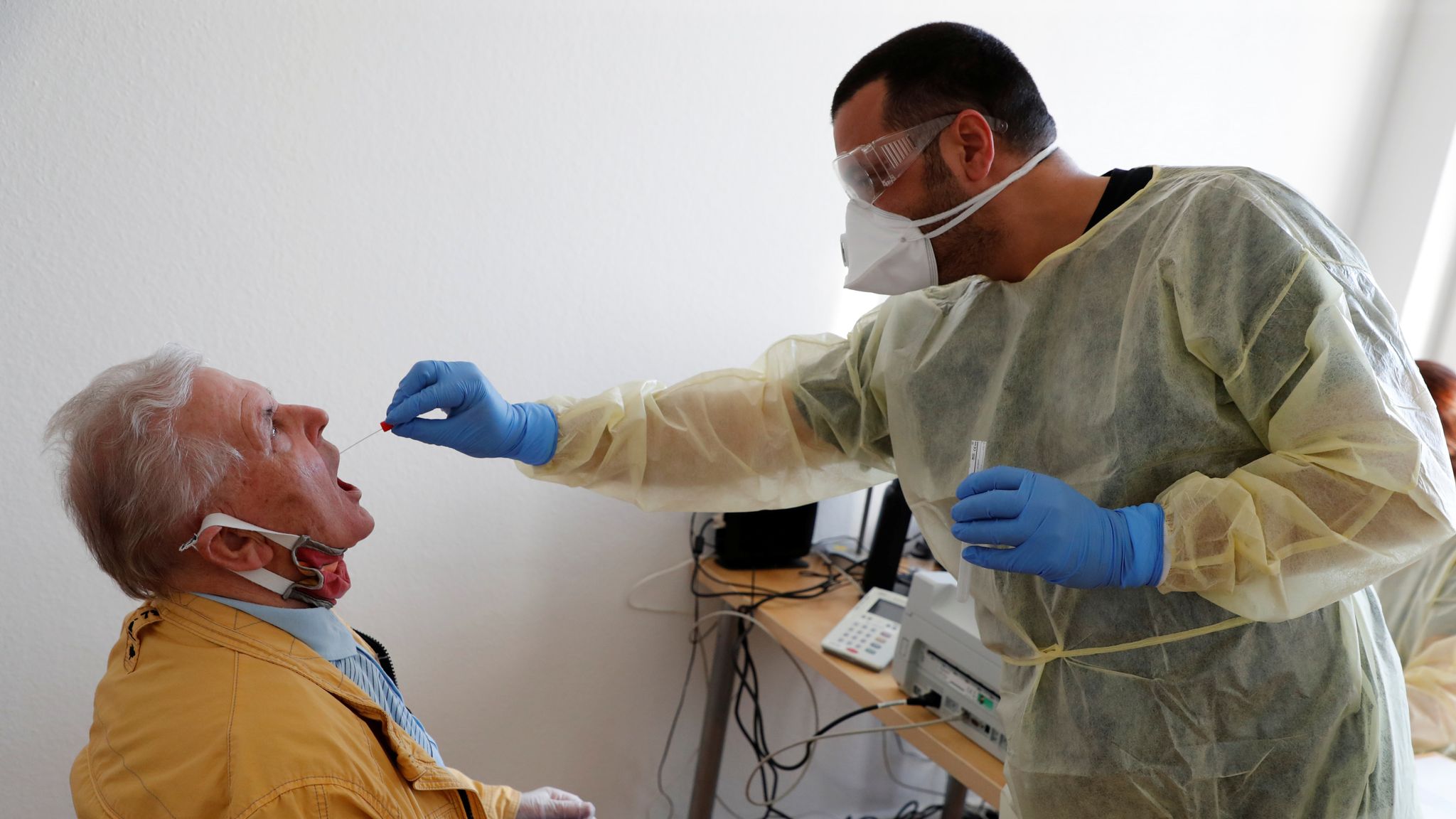 Coronavirus: 'Rapid' test for COVID-19 'can show results in 45 minutes ...