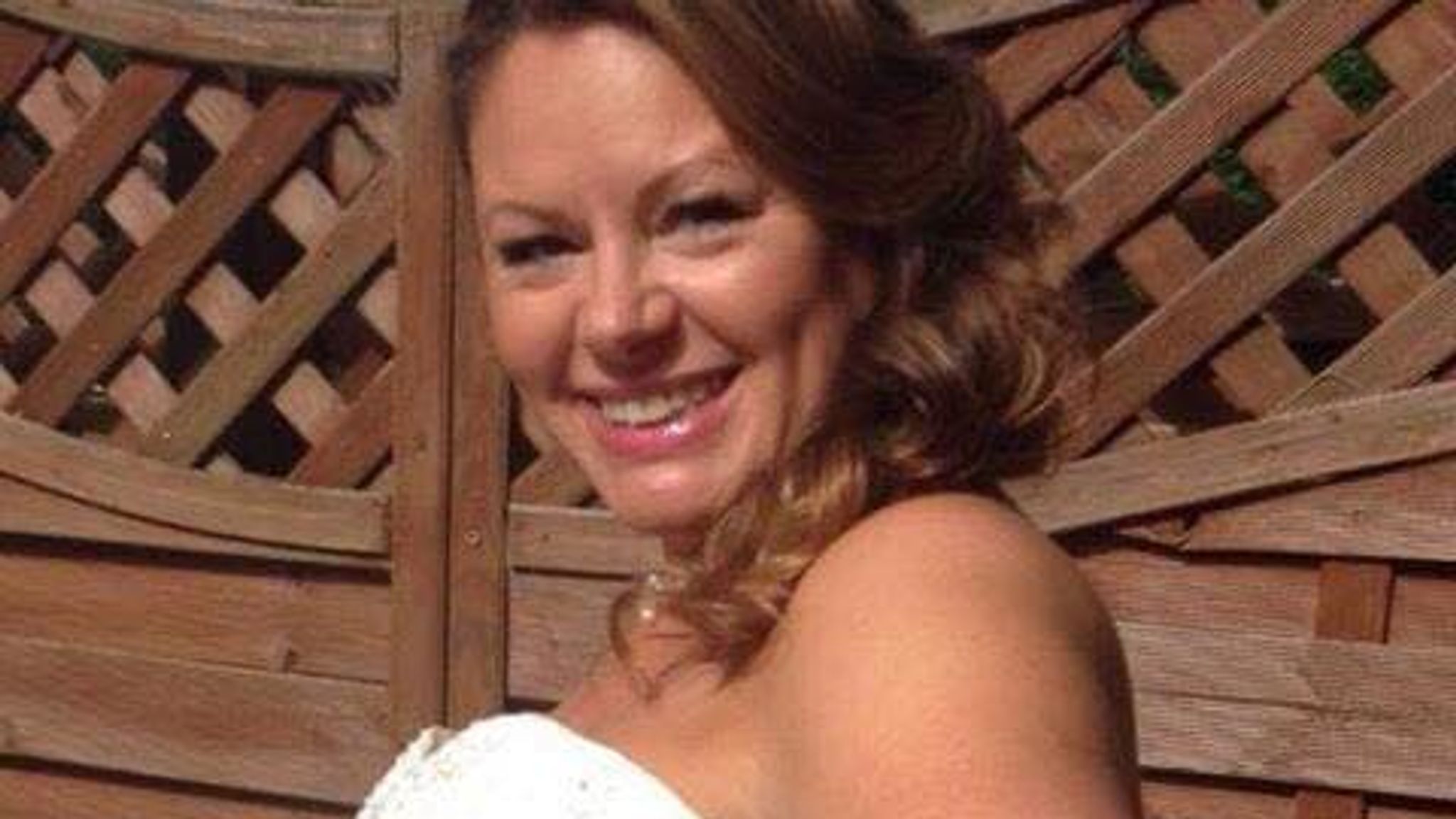 'I watched her slip away': What it is like to lose a loved one to COVID ...