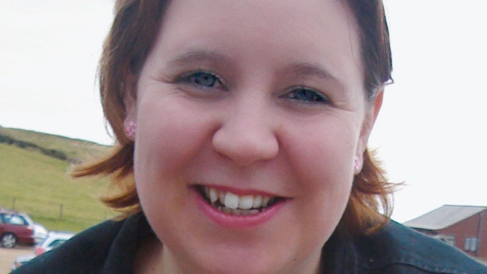 Coronavirus: Identical twins Emma and Katy Davis die within three days ...