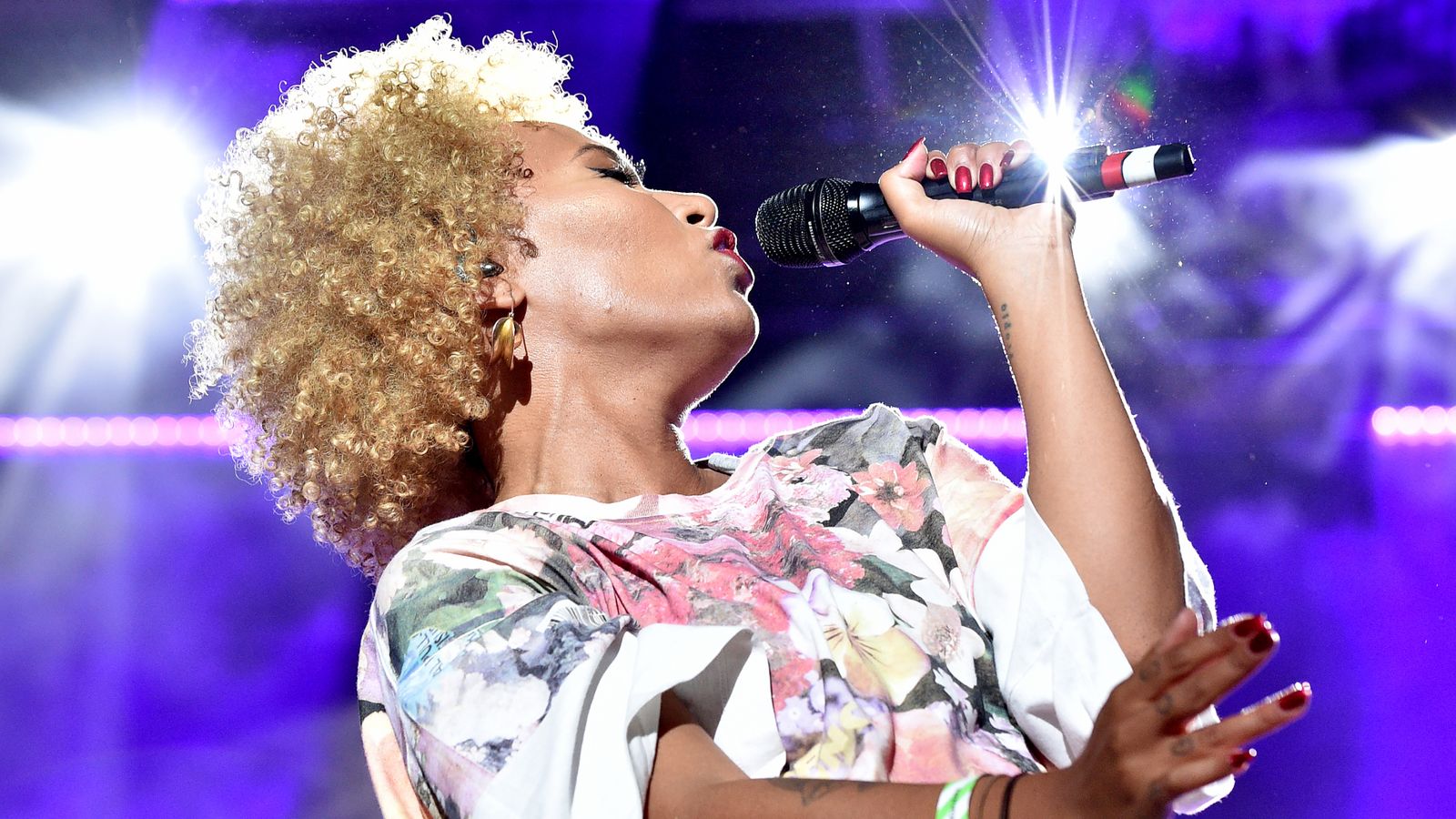 Coronavirus: Liam Gallagher and Mark Owen to lead mass doorstep ...