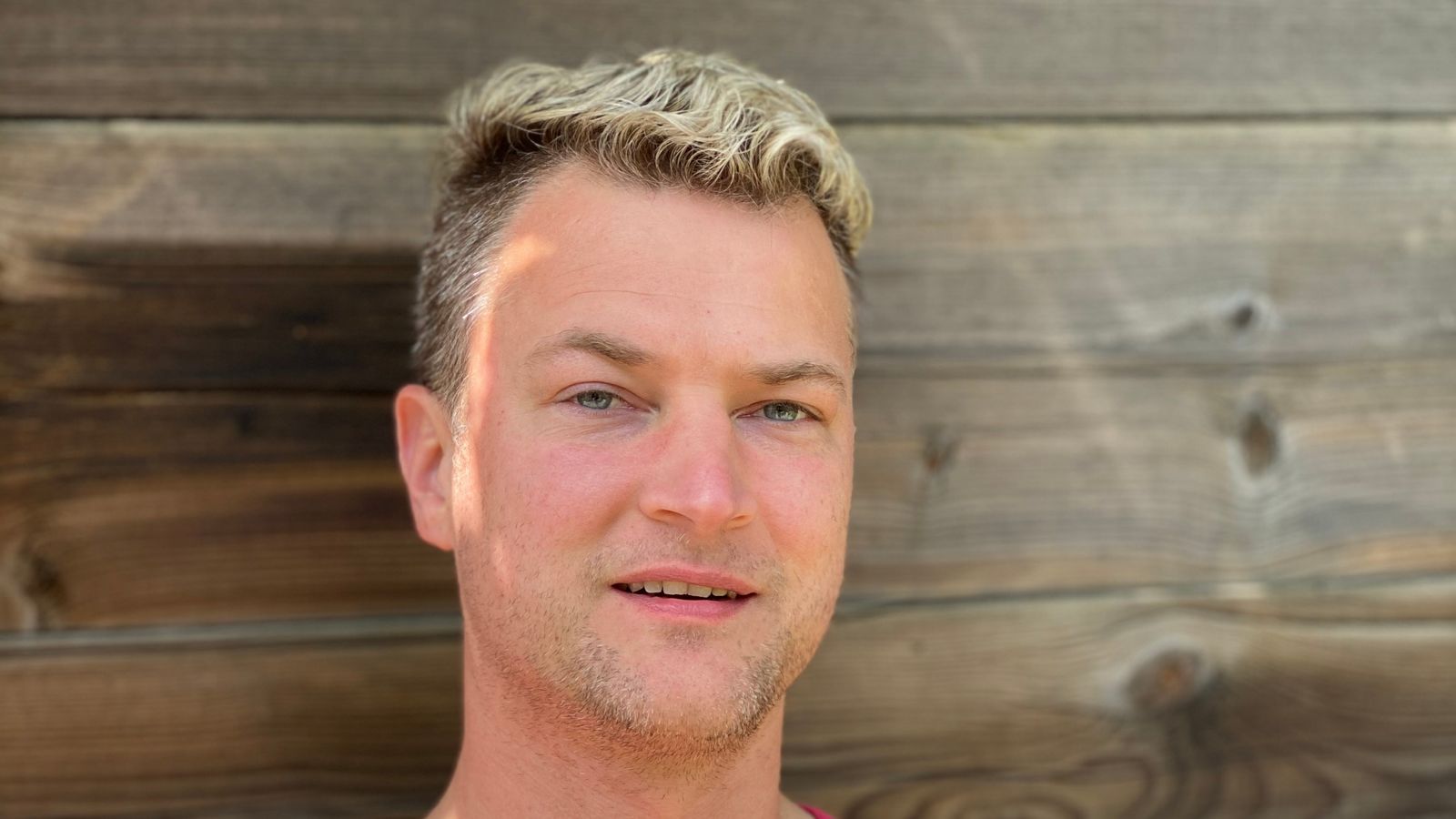 Coronavirus: How lockdown is making us better neighbours and building ...