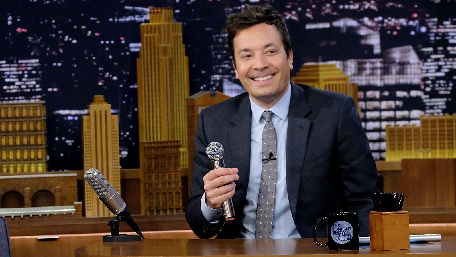 Jimmy Fallon 'very sorry' for 2000 blackface skit on Saturday Night ...