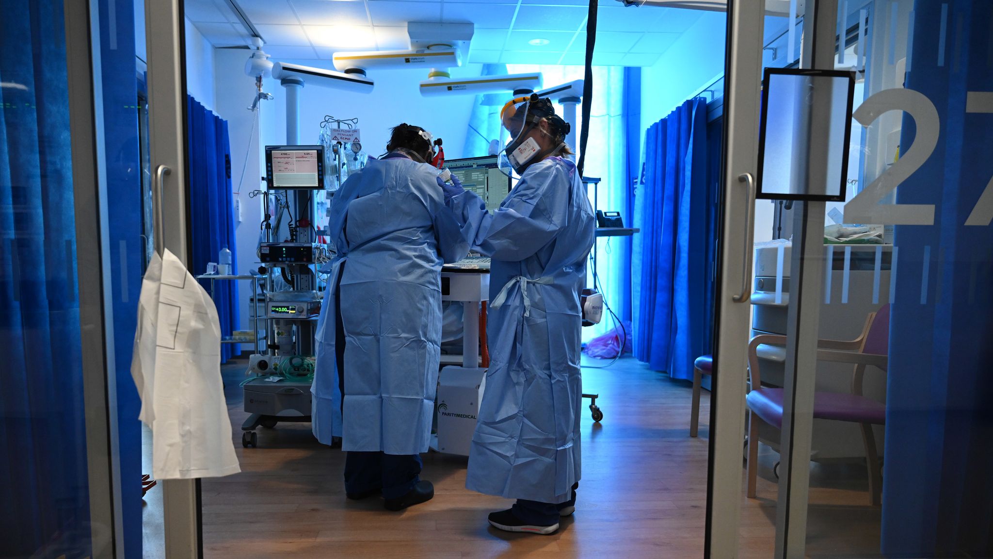 Labour tries to force release of details behind £200m PPE contracts ...