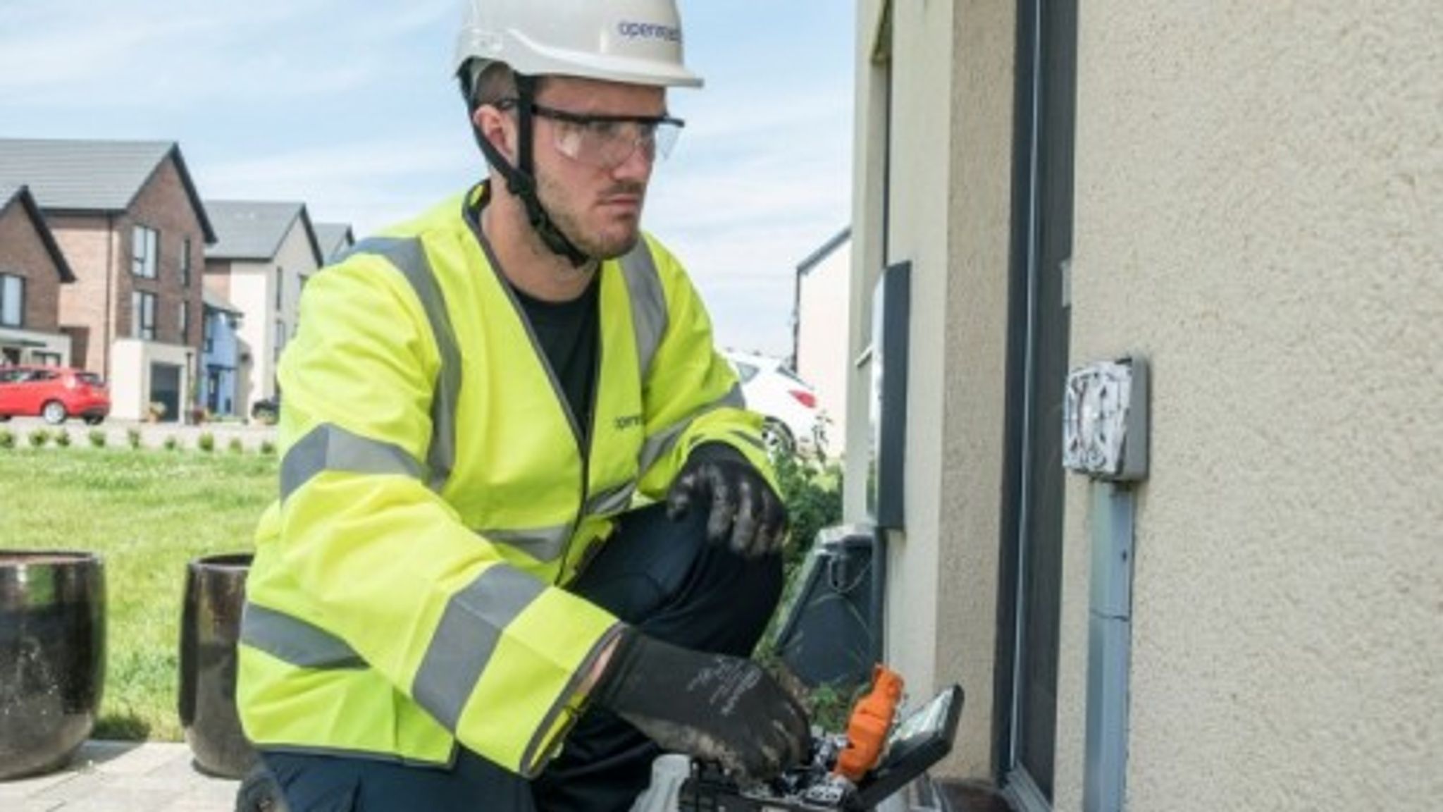 BT shares jump as it prepares defence against £15bn takeover approach ...