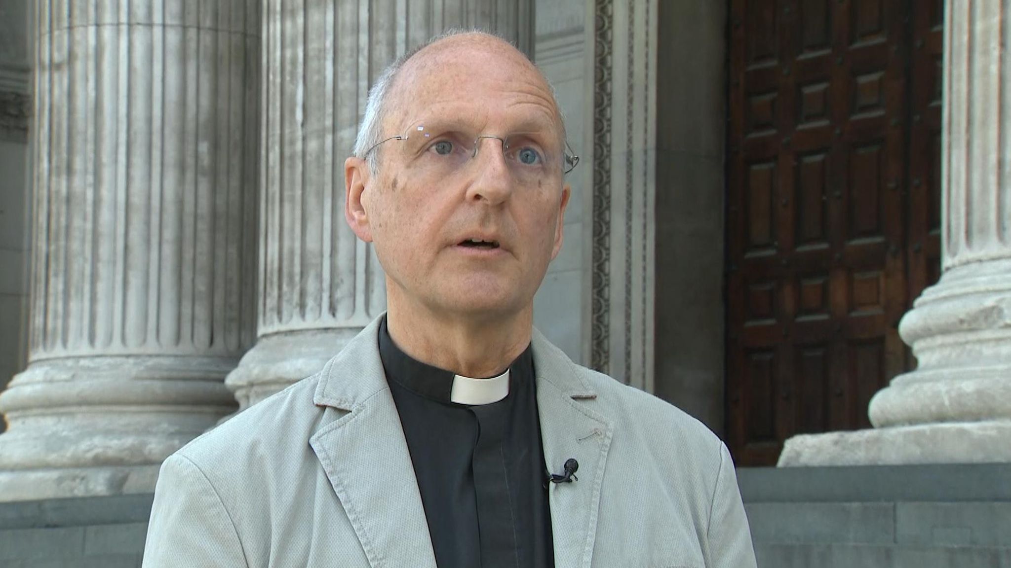 Coronavirus: A new way to pay tribute to those who have died with COVID ...