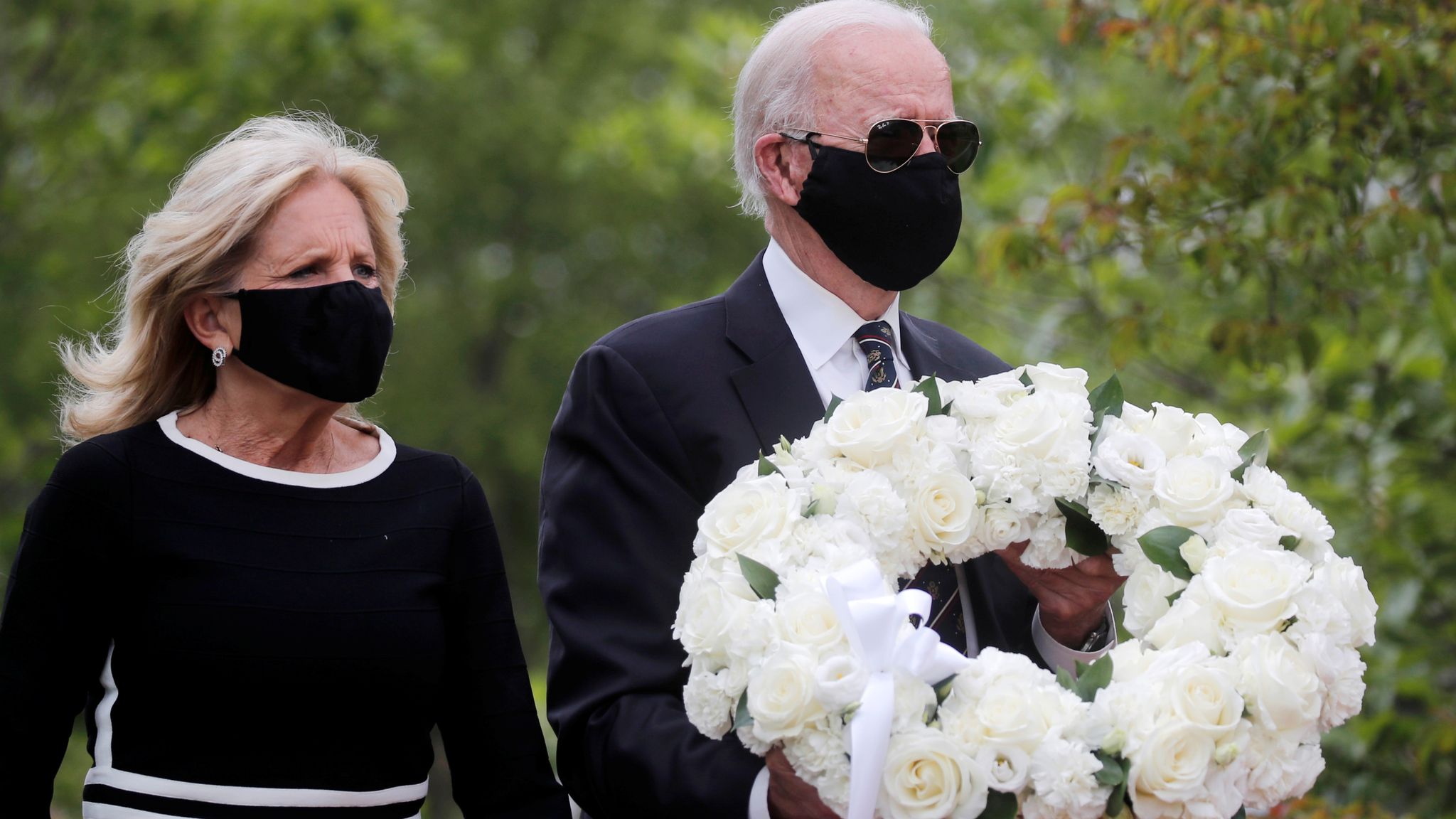 Coronavirus: From mocking masks to backing bleach - 10 things Trump has ...