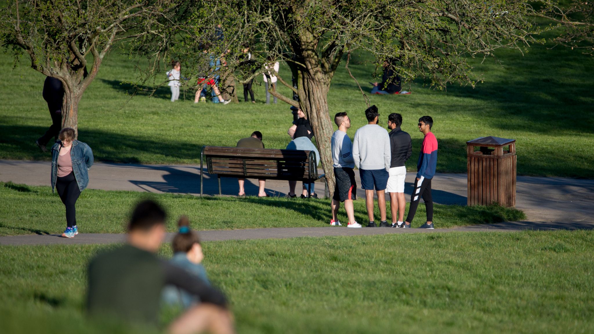 Coronavirus: How social 'bubbles' could work when UK lockdown is eased ...