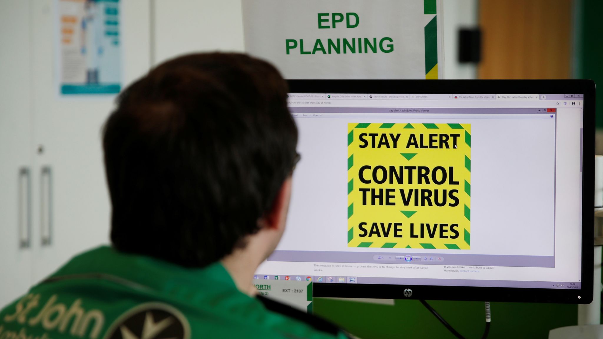 Coronavirus: Towns and schools may face 'localised lockdown' if there ...