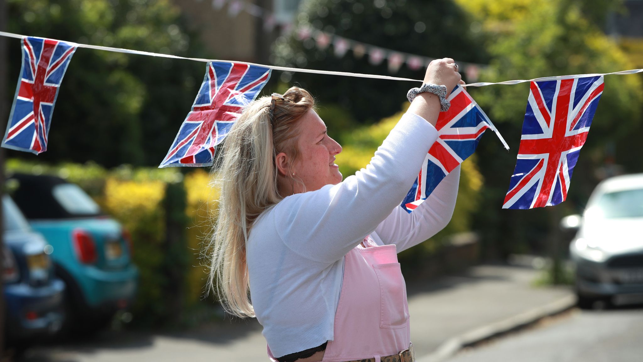 VE Day: 'You will always be remembered,' PM tells Second World War ...