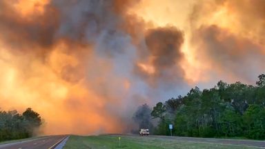 Florida wildfires: Hundreds evacuated as firefighters battle 'fast ...