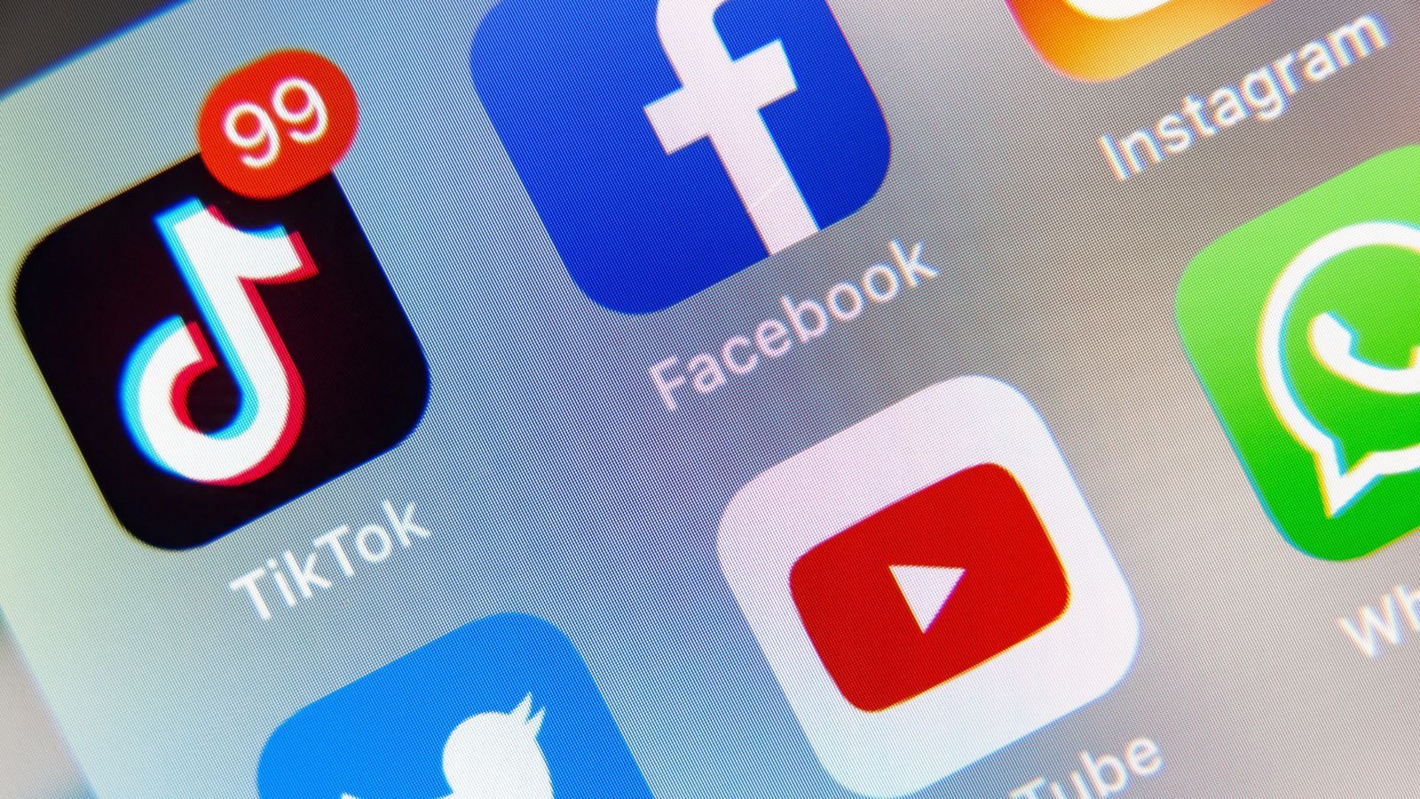 Secondary Infektion Russian Online Deception Operation Targeting Uk