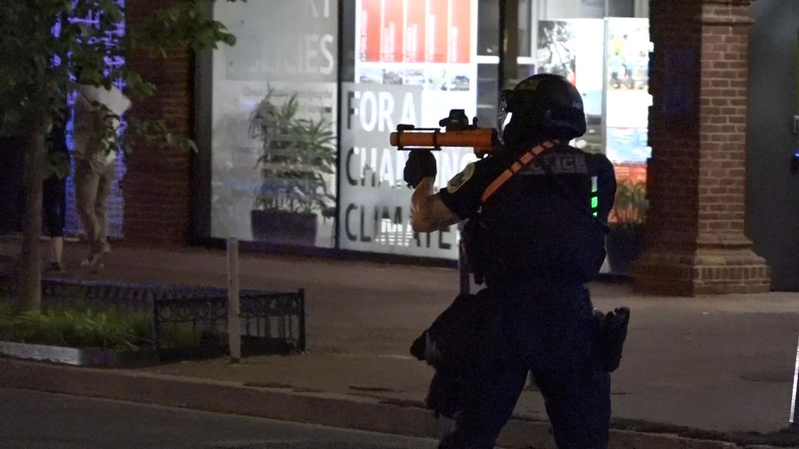 George Floyd protests: Police fire tear gas at protesters in Washington ...