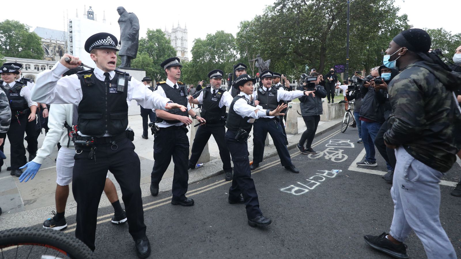 Black Lives Matter London protests: Scuffles with police mar mainly ...