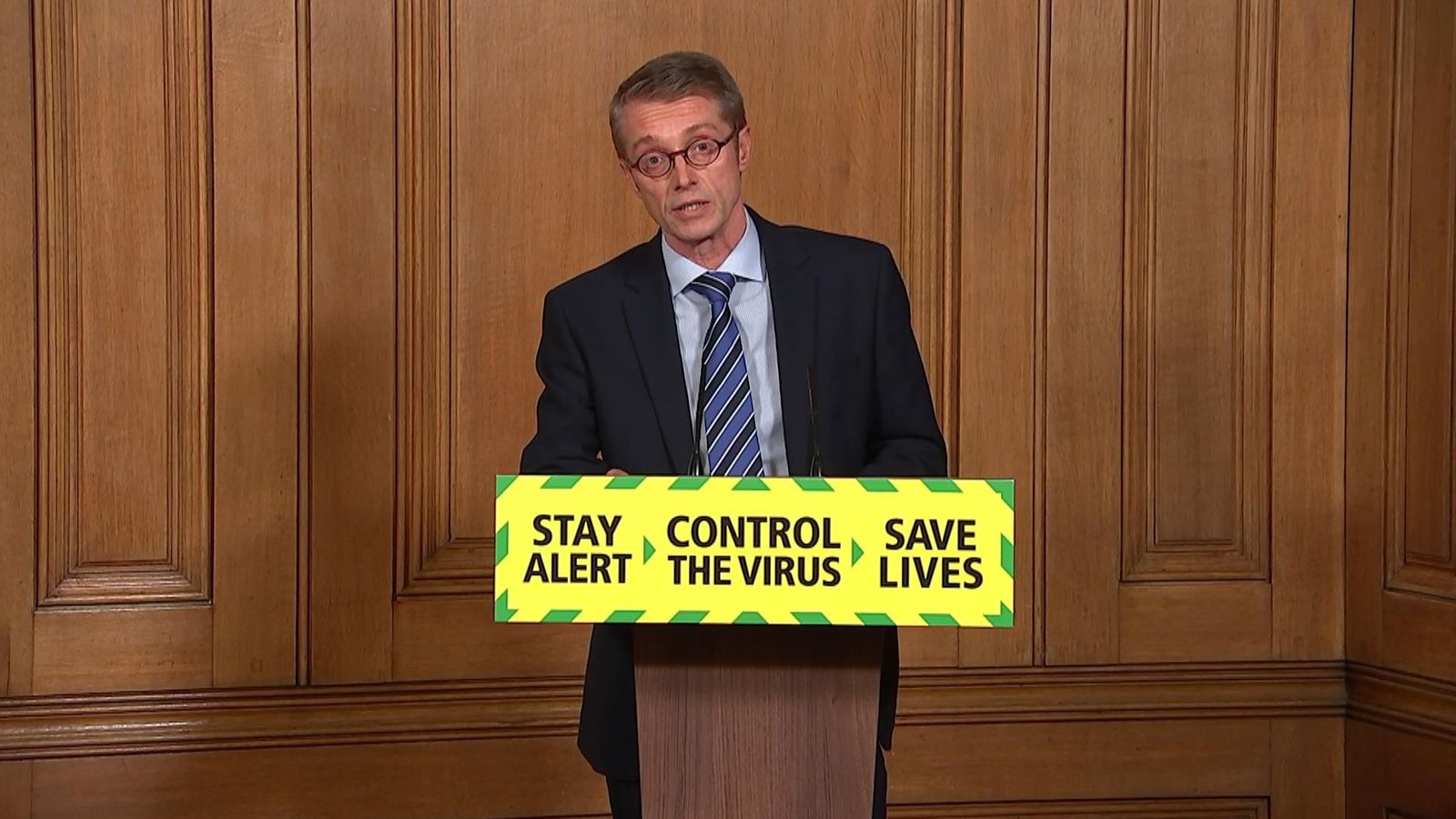 Coronavirus: Dexamethasone saves 'one in 8' COVID patients in intensive ...