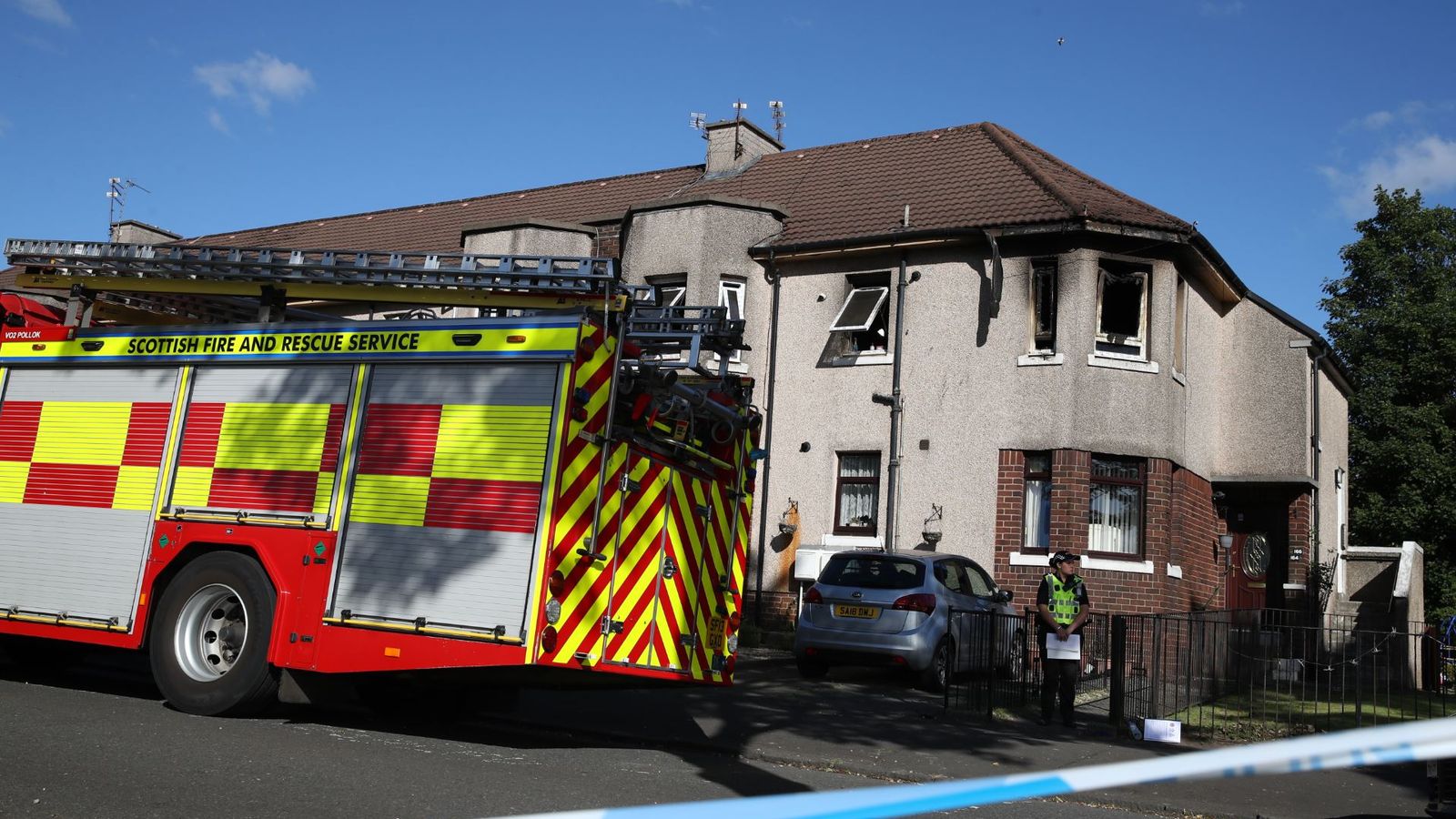 Three young children die after fire at a flat in Paisley, Scotland | UK ...