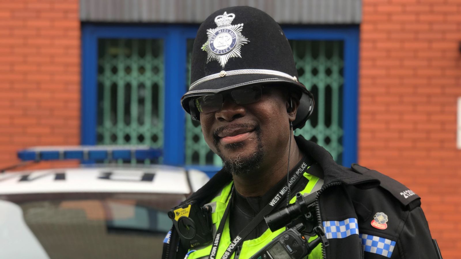 Black Lives Matter: Black officer says police jacket 'feels heavier ...