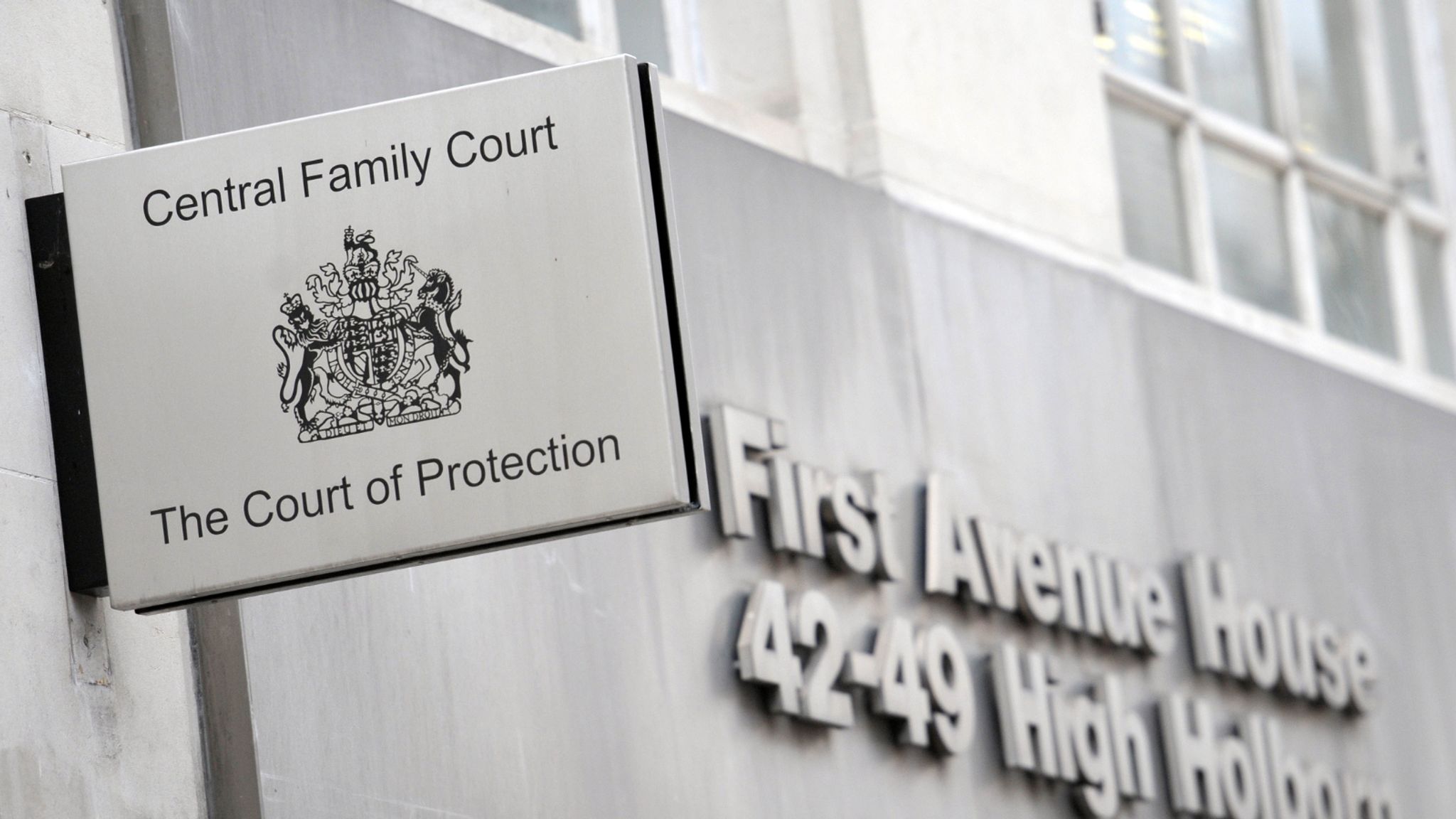 Family courts should be more open, says senior judge making landmark ...