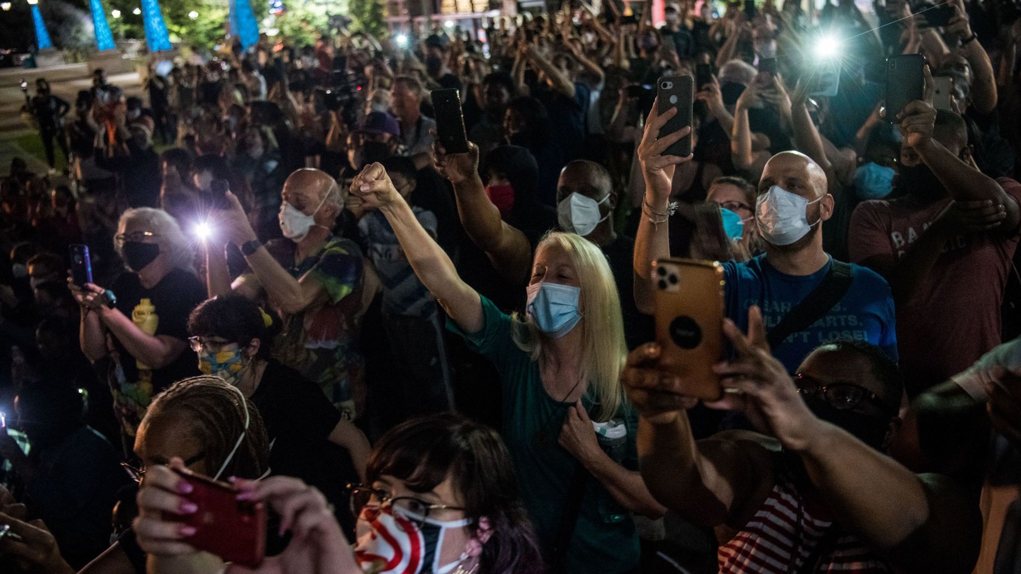 Confederate monument taken down in Georgia amid cheers | US News | Sky News