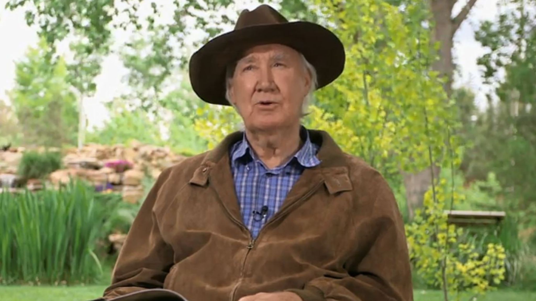 Treasure hunt lasting 10 years finally ends after man finds $1m in ...