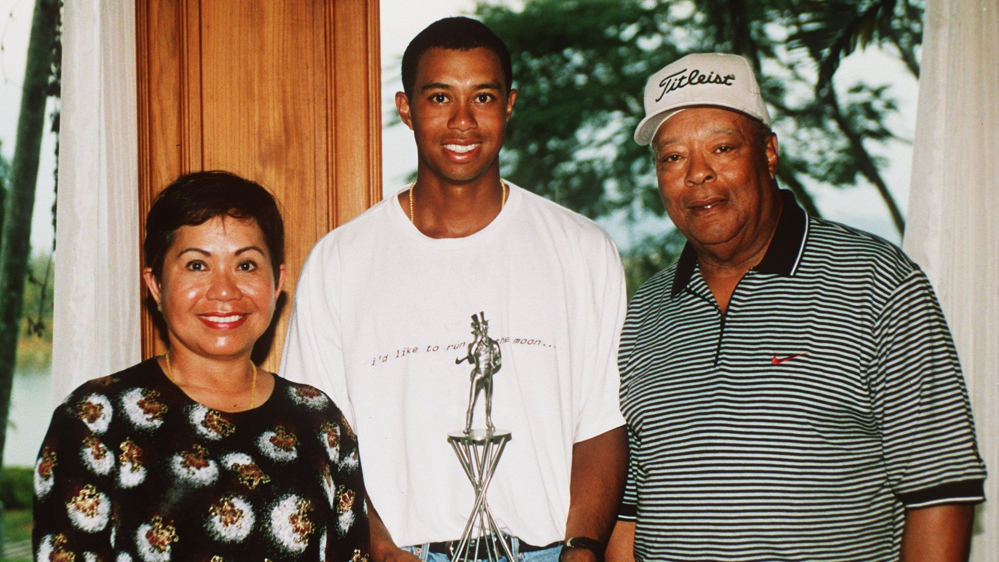 Tiger Woods: Back - unseen footage documents the rise, fall and ...