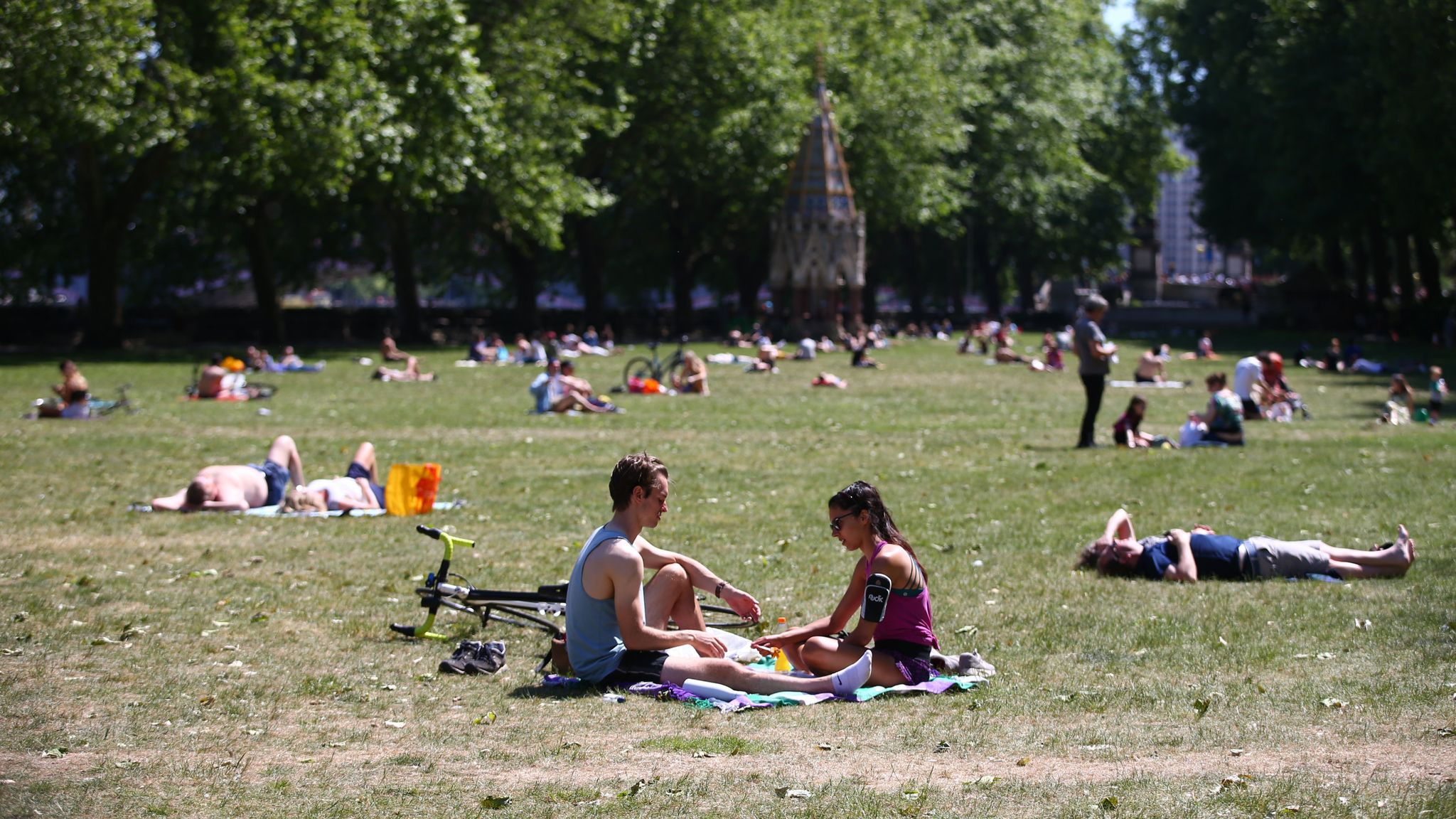 Coronavirus: Hot and sunny weather to end as lockdown restrictions ...