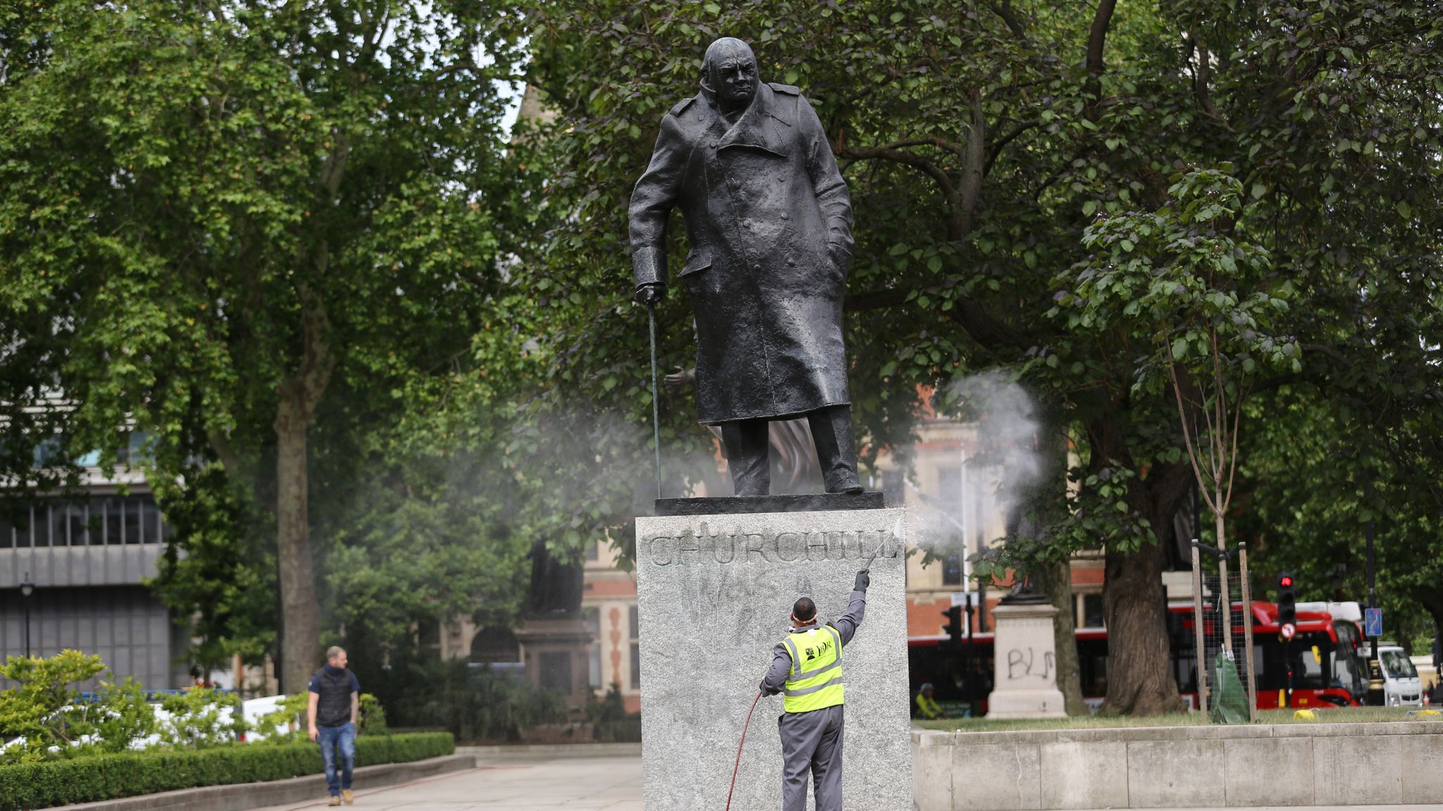 Controversial monuments should be 'contextualised' not 'hidden away ...