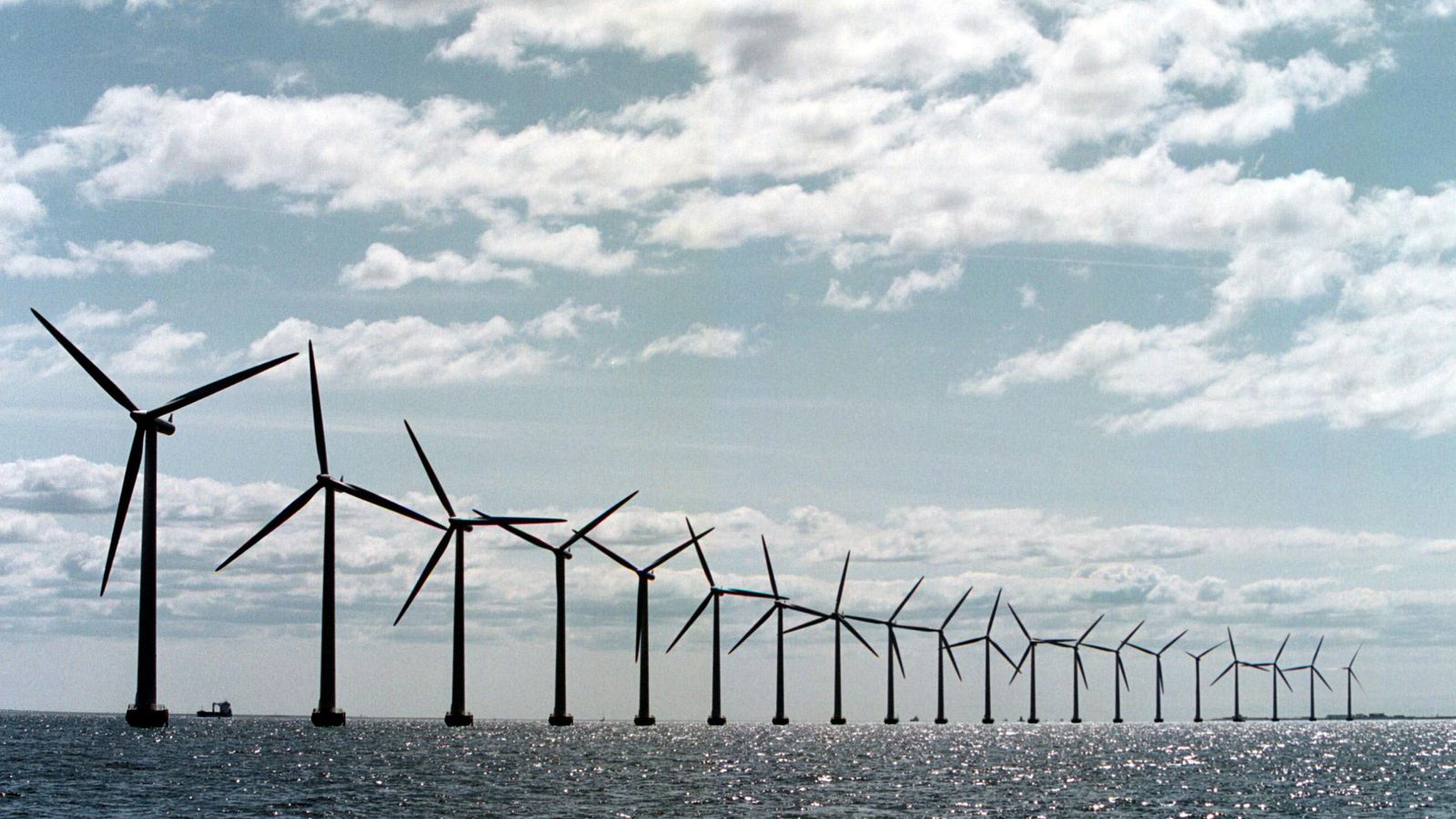 Viking Link: 475-mile underwater interconnector will give UK access to ...
