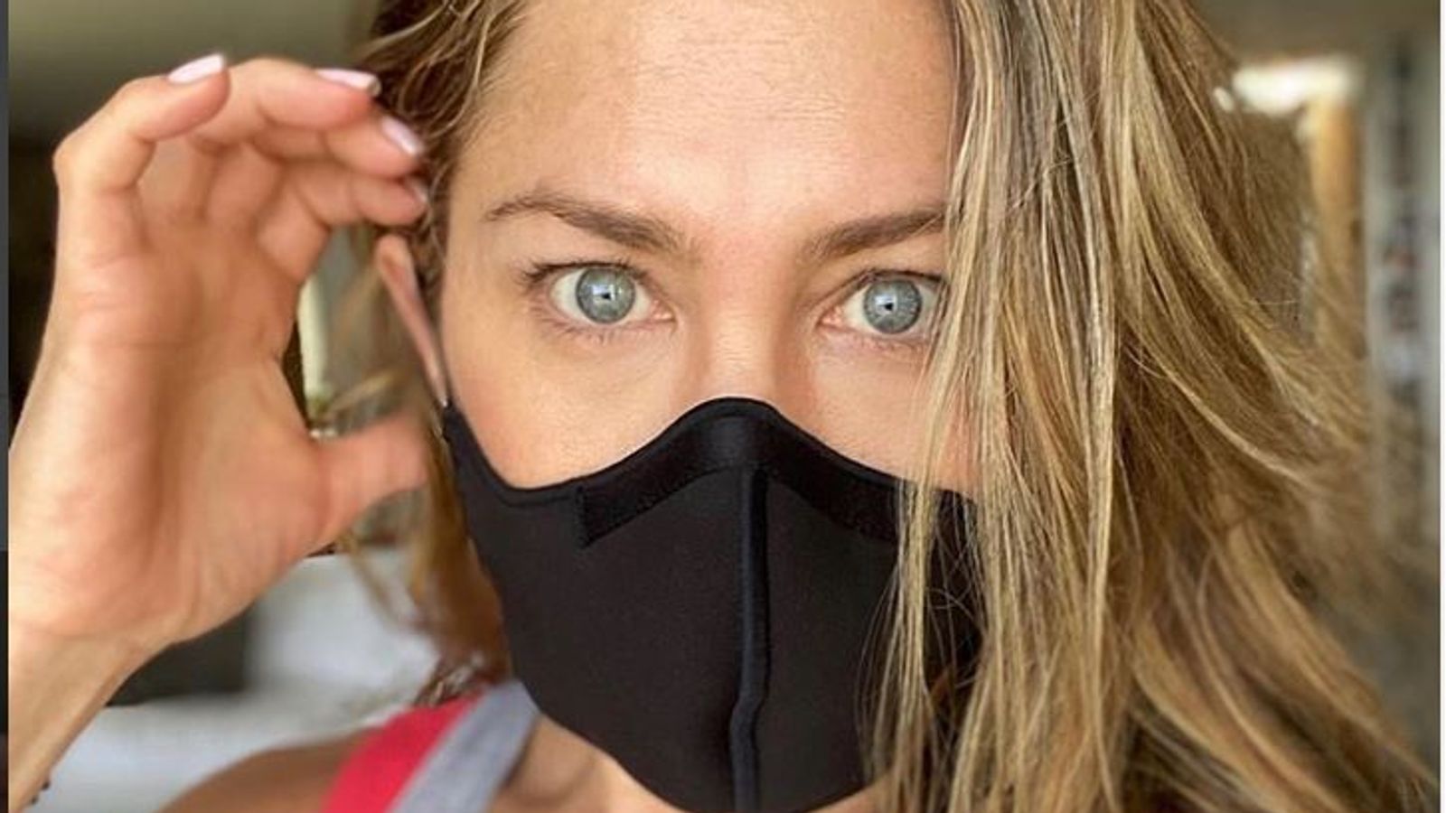 Coronavirus: Jennifer Aniston urges fans to wear masks as COVID-19 ...