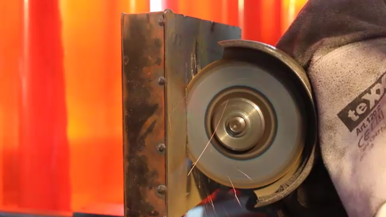 Scientists create world's first 'uncuttable' material - inspired by ...