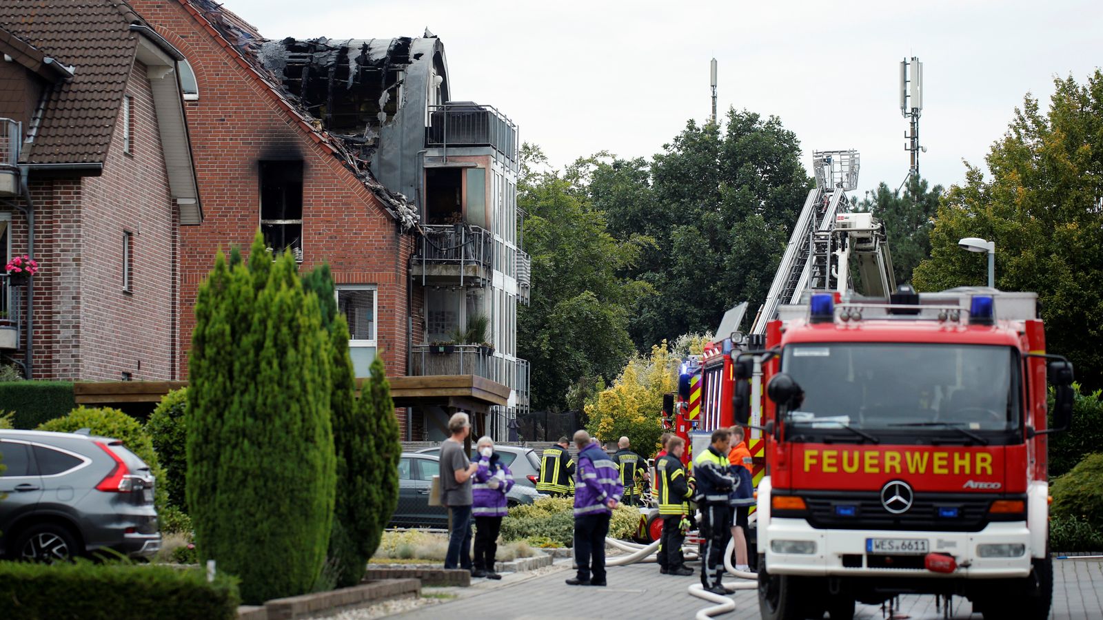 Germany: Three dead as plane hits hot air balloon and crashes into ...