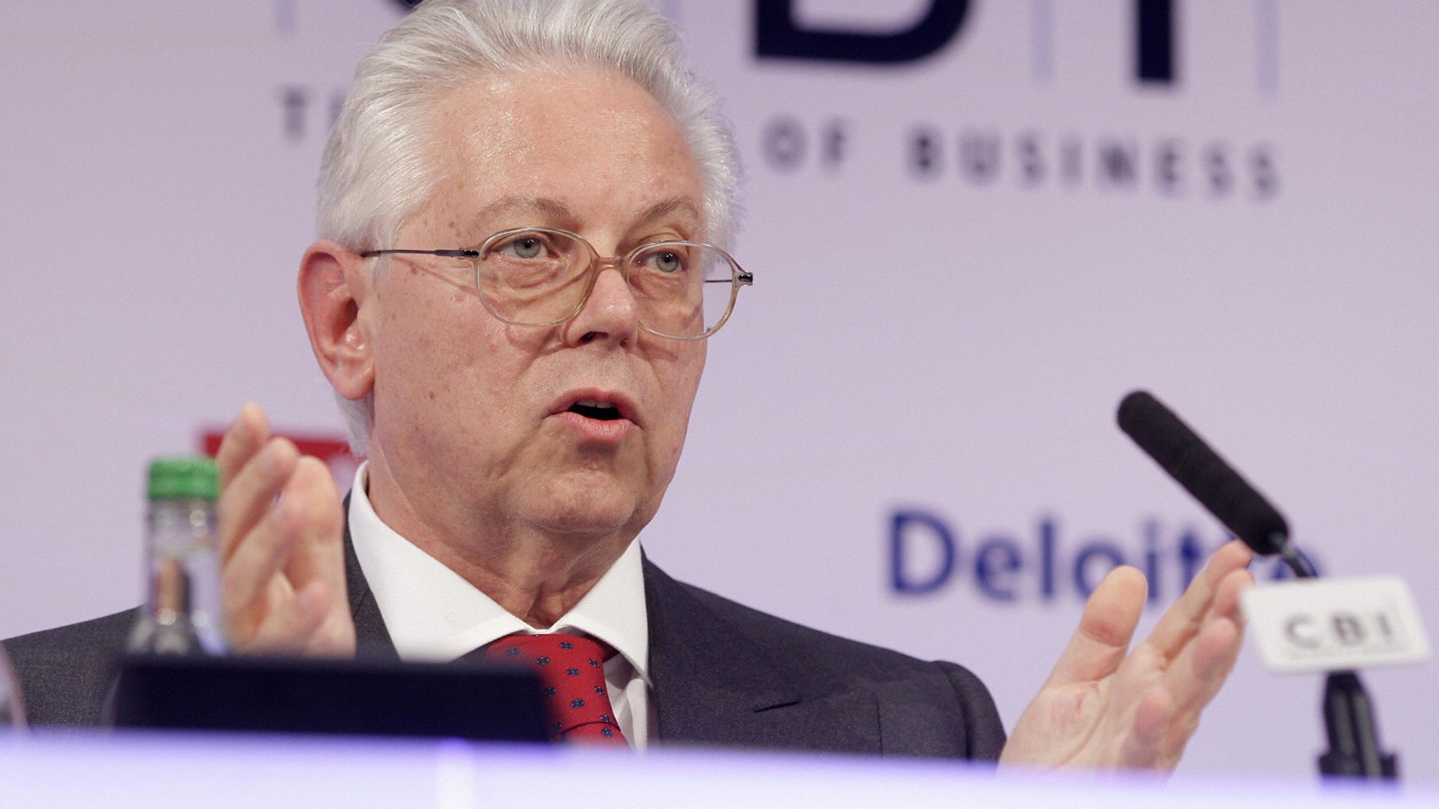 Walgreens Boots Alliance boss steps down as chief executive with a ...