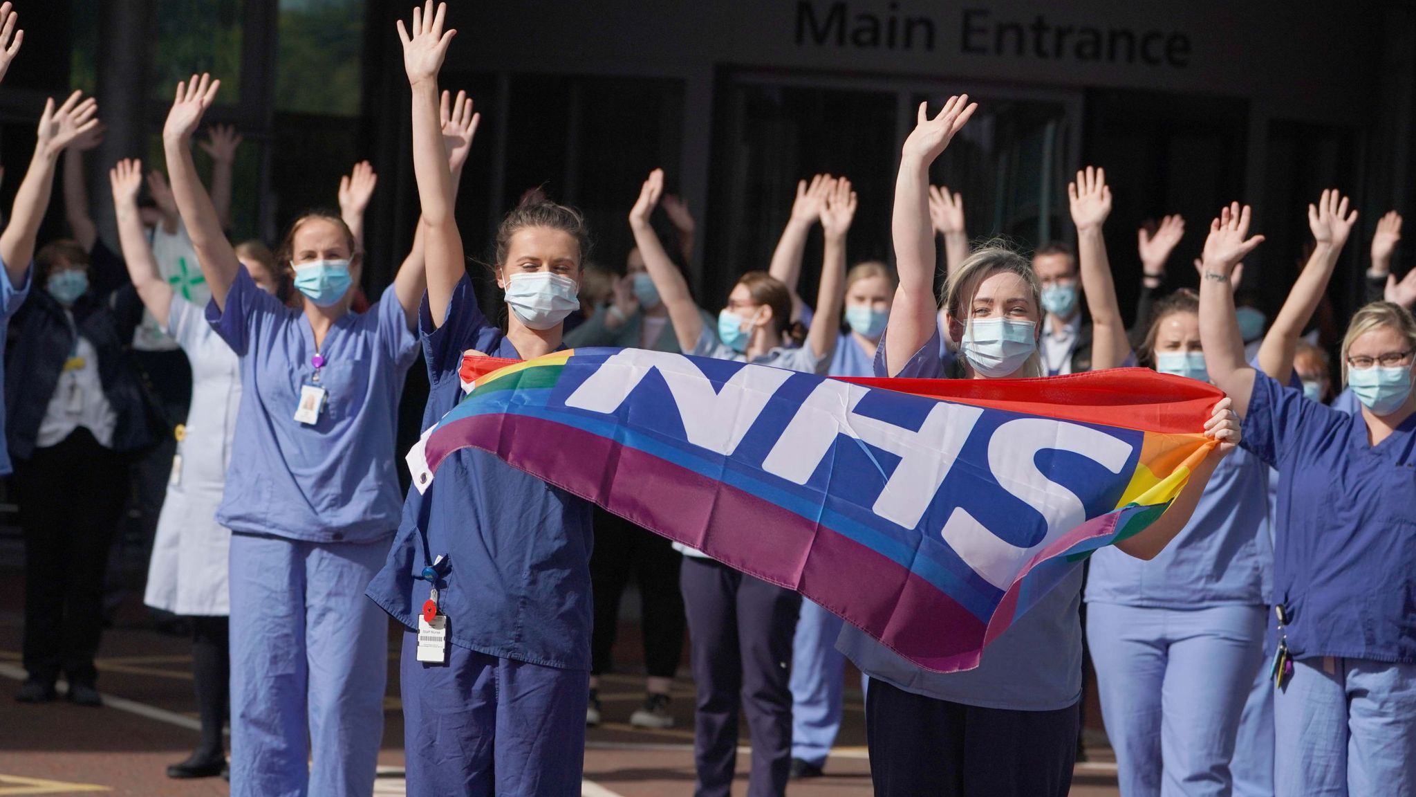 'Clap for the NHS': Boris Johnson joins nationwide applause on health ...
