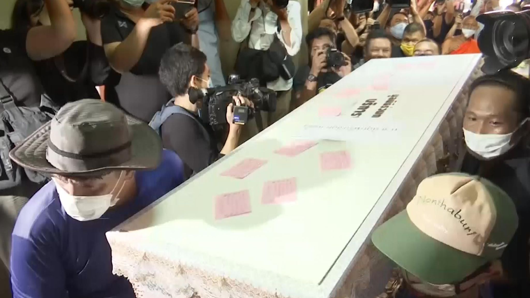 Thailand: Child serial killer Si Quey's body cremated after 60 years on ...