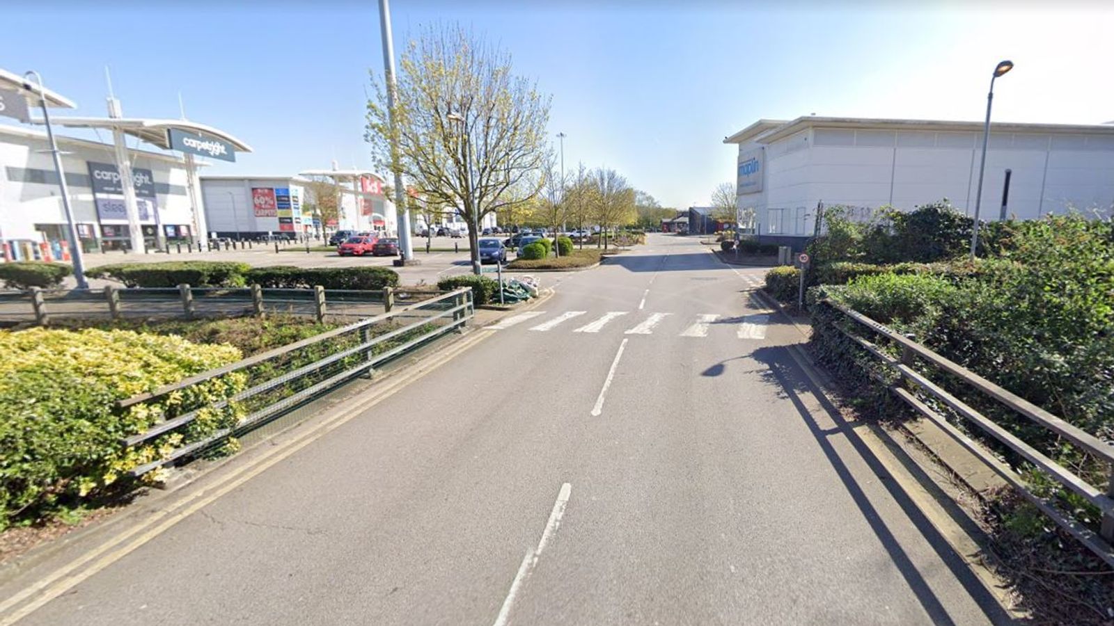 Young child and missing car found after urgent police appeal in London ...