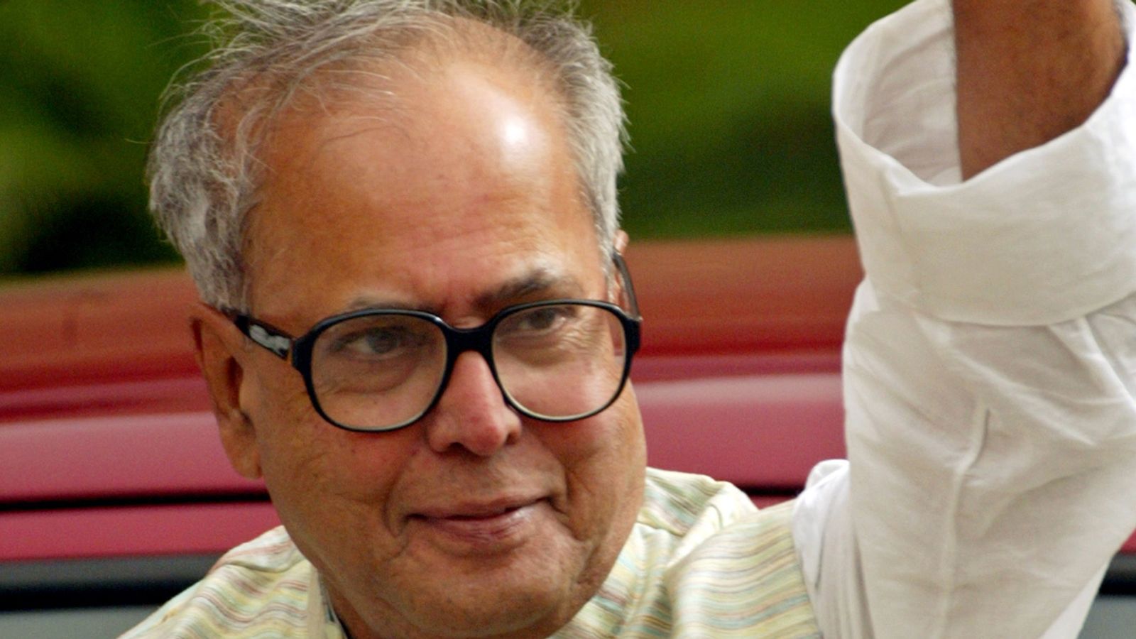 Former Indian president Pranab Mukherjee dies at 84 after coronavirus ...