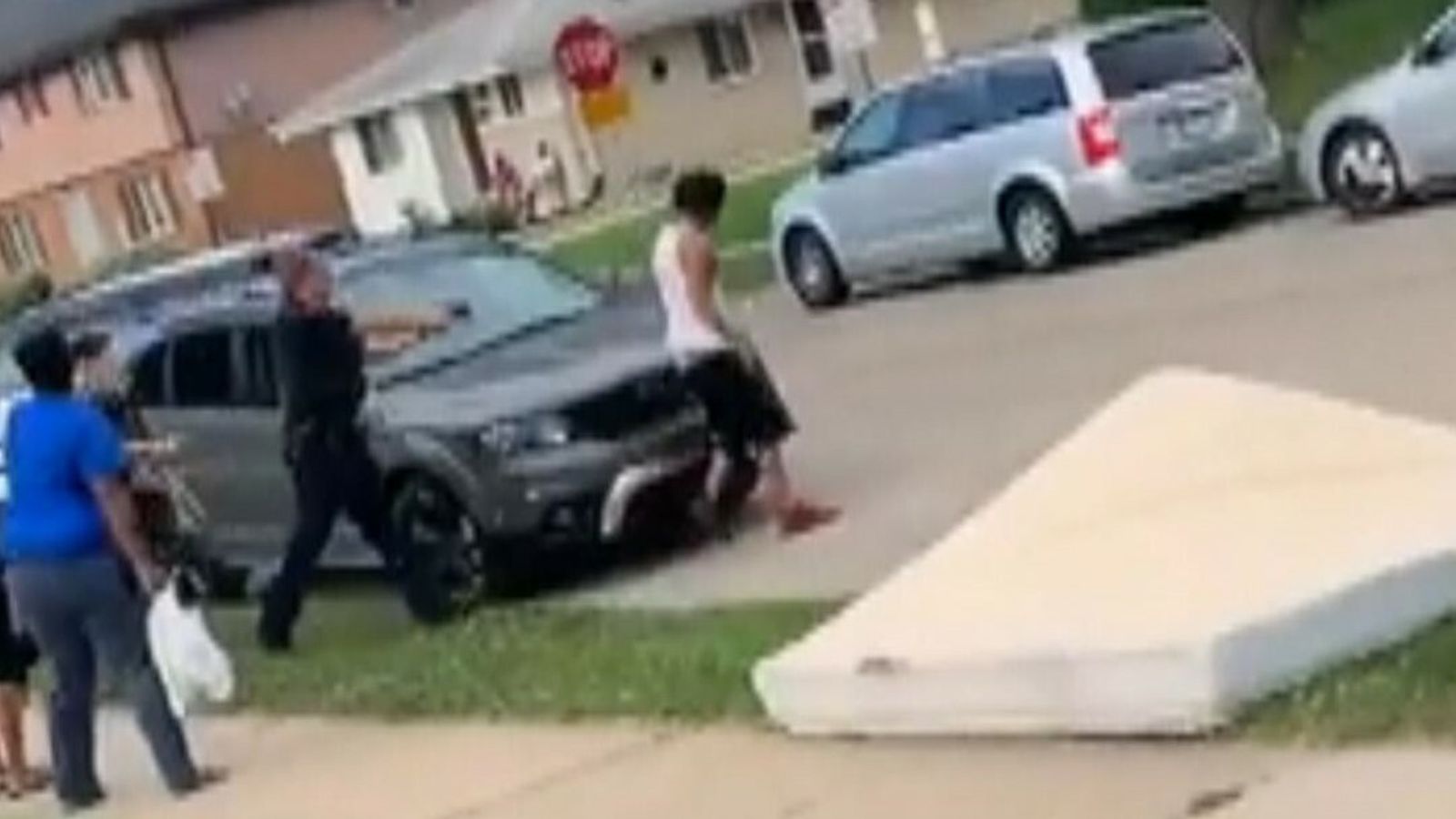 Jacob Blake New Video Shows Struggle Before Police Shooting In Kenosha