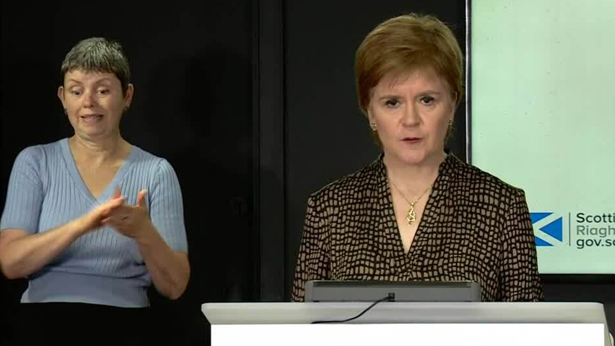 COVID-19: Deaf woman wins court case over lack of sign language at ...