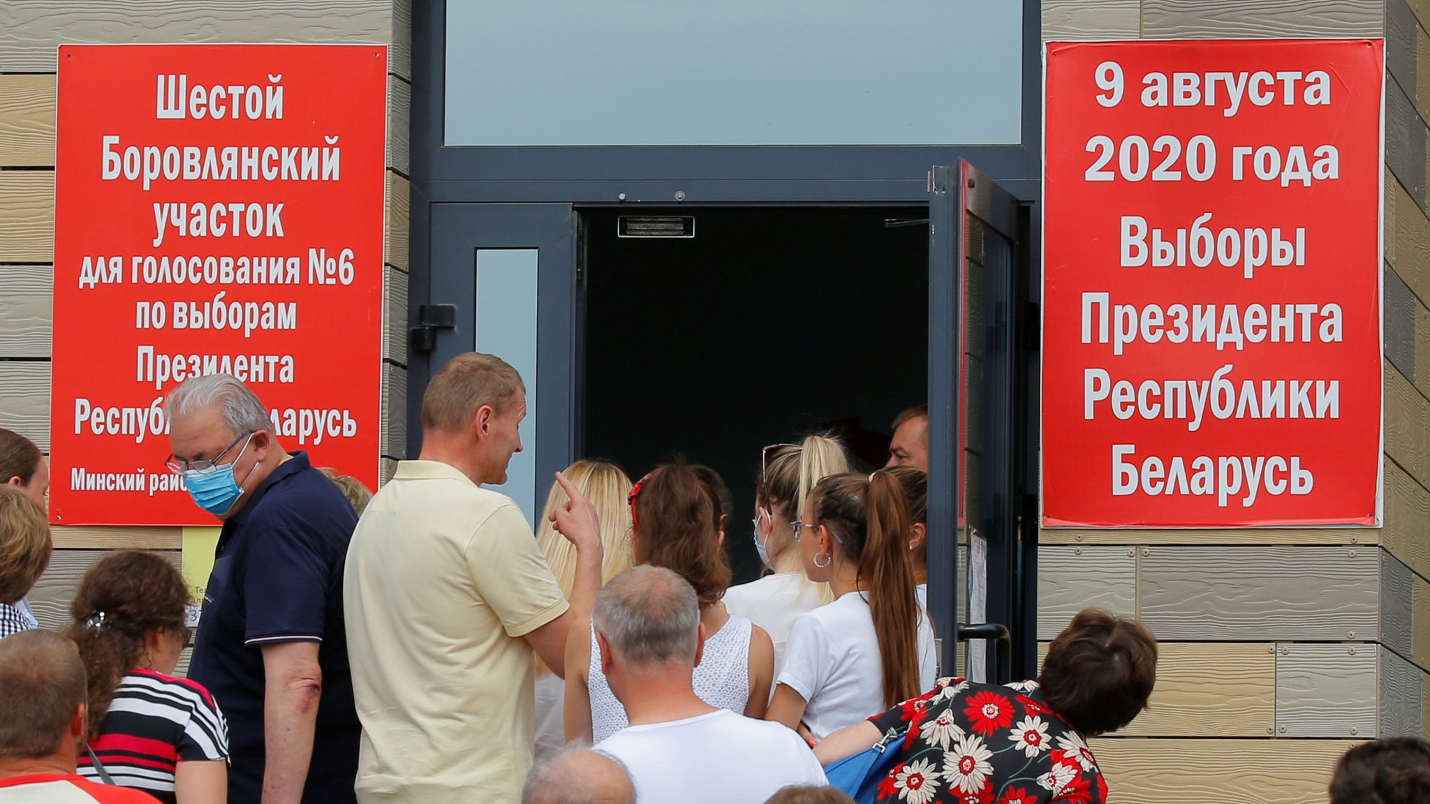 Belarus election: Long-time leader Alexander Lukashenko gets another ...