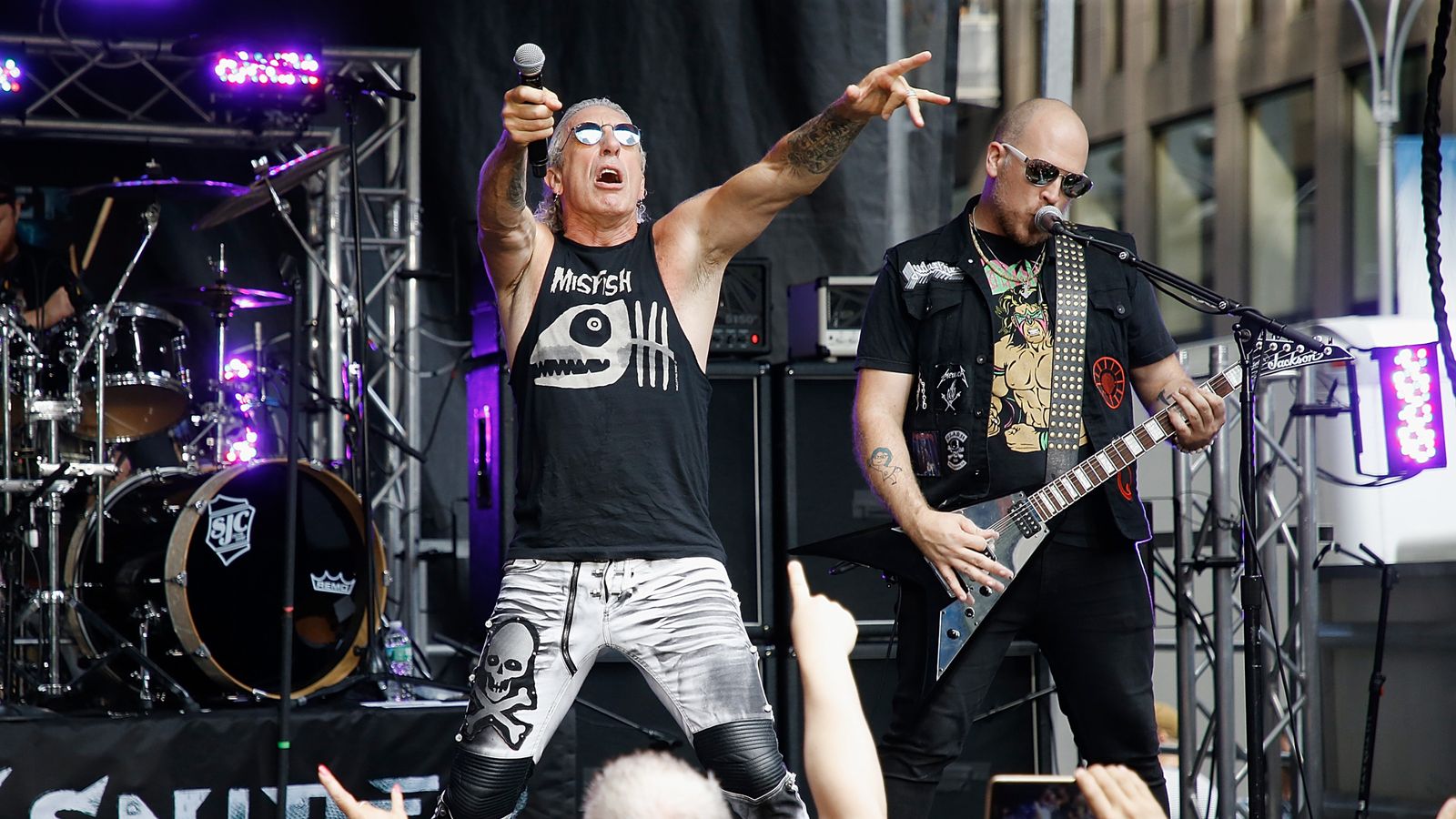 Twisted Sister Dee Snider singer tells anti-maskers not to use song for 'moronic cause' | US ...